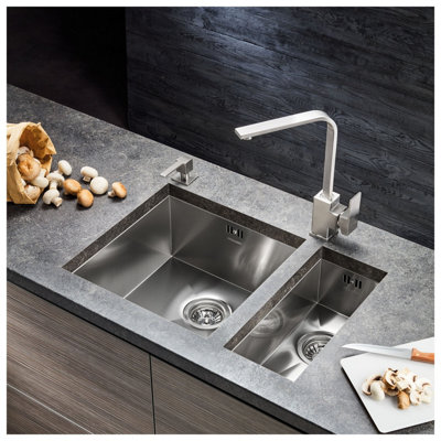 Pyramis TETRAGON 57 Stainless Steel RHMB 57cm 1.5 Bowl Undermount ...