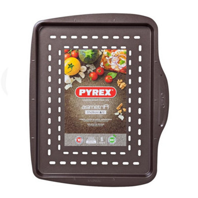 Pyrex Asimetria Rectangular Pizza Tray 37cm | DIY at B&Q