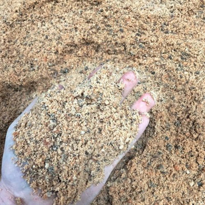 QGS Rock Salt Pallet - 40 x 25kg bags (1000kg) Brown De-icing Grit Salt ...