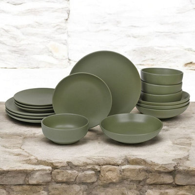 Queensway Home & Dining 26cm Diameter 16 Pcs Green Coloured Stone ...