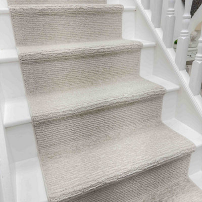 Quin Stair Runner - Soft & Durable Carpet Runner for Stairs ...
