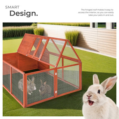 Rabbit Run Murphy - wooden, with covered section, roof opening, 159 x ...