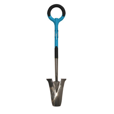 Radius Garden Pro Stainless Steel Spade | DIY at B&Q