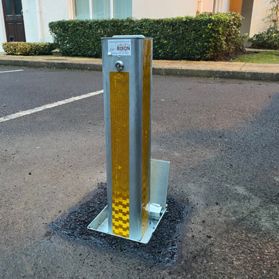 Ramco 100 Heavy Duty Telescopic Driveway Bollard with Protective Lid ...