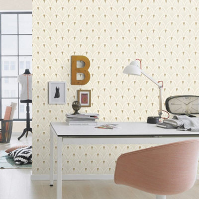 Rasch Art Deco Fan Cream Wallpaper 433227 | DIY at B&Q