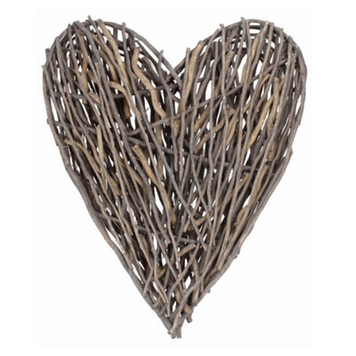 Red Hamper H178L Wicker Large Rustic Willow Heart Decor | DIY at B&Q