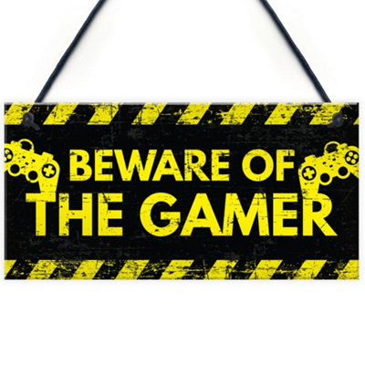 Red Ocean Beware Gaming Warning Hanging Door Sign Gifts Gaming Bedroom ...