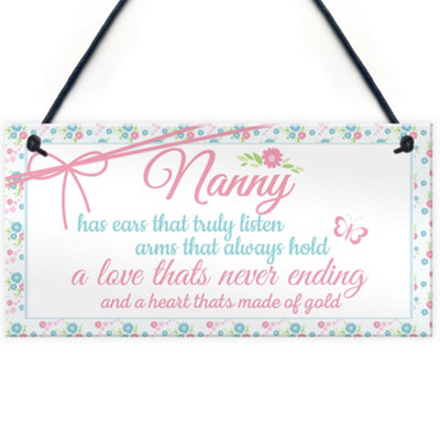 Red Ocean Nanny Heart Of Gold Birthday Gift Sign Chic Cute Nan Nanny ...