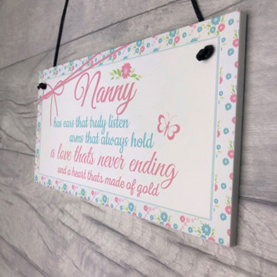 Red Ocean Nanny Heart Of Gold Birthday Gift Sign Chic Cute Nan Nanny ...