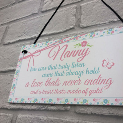 Red Ocean Nanny Heart Of Gold Birthday Gift Sign Chic Cute Nan Nanny ...