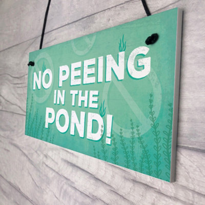 Red Ocean No Peeing Novelty Hanging Plaque Garden Hot Tub Shed Pond ...