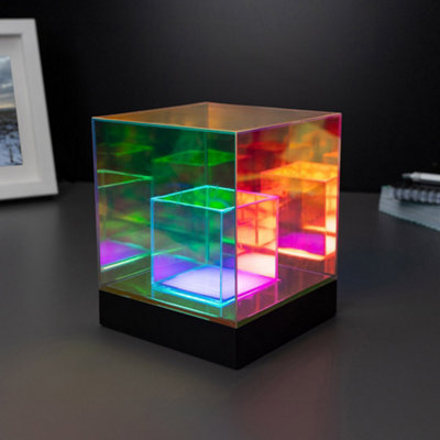 RED5 Holographic Square Lamp with Black Base
