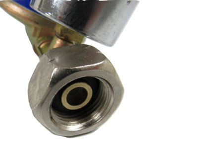 Regular Gas Regulator with Gauge 30mbar (Screw On G8 Nut Calor N Indoor ...