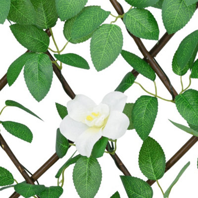 Retractable green plant trellis, this retractable green plant trellis ...