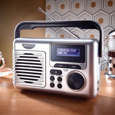 Retro DAB Radio with Built-in Bluetooth, LED display, Timers & Dual ...