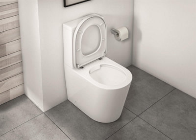 Rimless Close Coupled Toilet with Soft Close Seat & Dual Flush