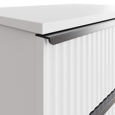 Ripple Effect White 3 Drawer Chest Of Drawers Nightstand Scalloped Fronts