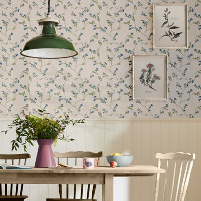 Robey Cottage Floral Creme Wallpaper | DIY at B&Q