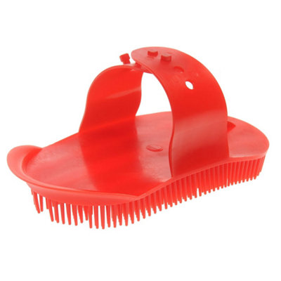 Roma Sarvis Plastic Horse Curry Comb Red (One Size) | DIY at B&Q