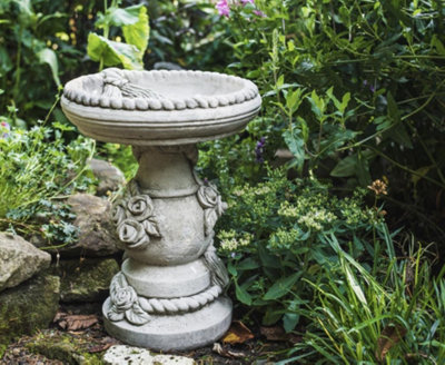 Rose and Rope Design Stone Birdbath | DIY at B&Q