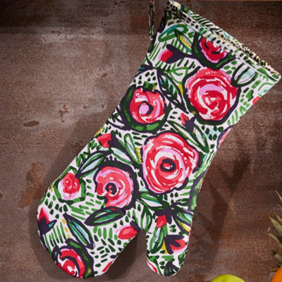 Rose Garden Floral Print Gauntlet Oven Glove | DIY at B&Q