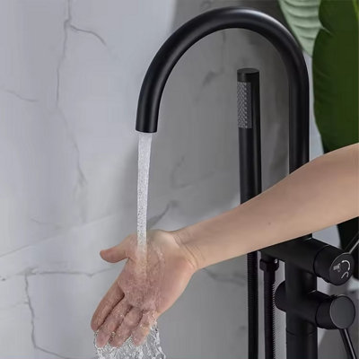 Round Freestanding Matt Black Bath Tap With Shower