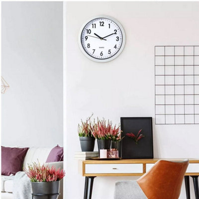 Round Wall Clock Simple Bedroom Kitchen Clocks Quartz Basic Display ...
