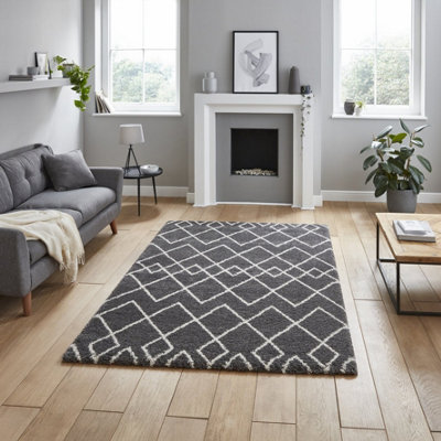 Royal Nomadic A638 Grey/Cream Rug 160 x 220 | DIY at B&Q
