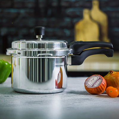Royalford 3L Aluminium Pressure Cooker Induction Base