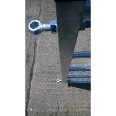 Ruby IAE 7 Bar Galvanised Metal Gate Ruby Heavy Duty Farm & Field Gate 4ft