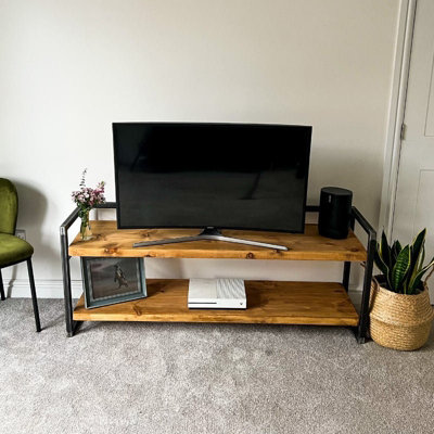 Rustic and Industrial Handmade TV Unit - 40(H)x40(D)x120(W)cm | DIY at B&Q
