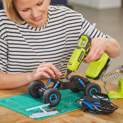 Ryobi ONE+ Dual Temperature Glue Gun 18V RGL18-0 Tool Only - NO BATTERY ...