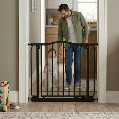 Safetots Curved Top Safety Gate, 134cm - 143cm, Matt Black, Pressure ...