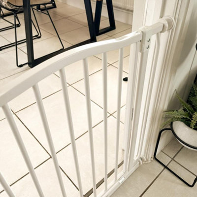 Safetots Curved Top Safety Gate, 98cm - 107cm, Matt White, Pressure Fit ...