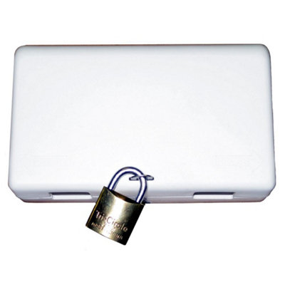 Safetots Locking Double Socket Cover, Simple to Install