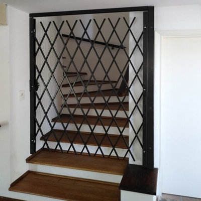 SAFTA SINGLE METAL EXPANDING/RETRACTABLE SECURITY GATE BARRIER GRILLE ...