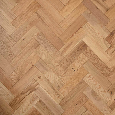 Sample of Missenden Herringbone Oak - Lacquered Engineered Wood - 80 x ...