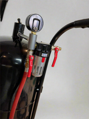 Sand Blaster Portable Shot Grit 38 Liter Blasting With Gun Water Trap ...