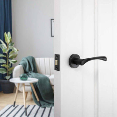 Sandleford Rinovia Internal Door Handle Lever On Round Rose Set Pair ...