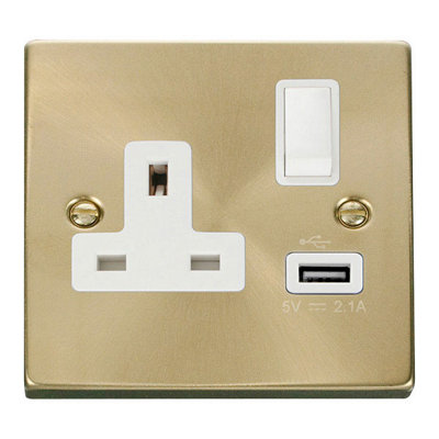 Satin / Brushed Brass 1 Gang 13A DP 1 USB Switched Plug Socket - White ...