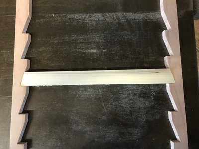 Saw Tooth Solid Oak Wood Cleat 33mm x 16mm