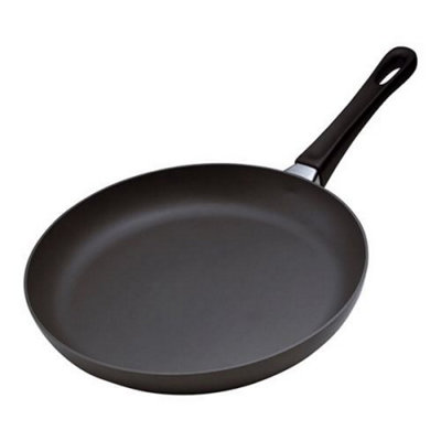 Scanpan Classic Induction 26cm Frying Pan | DIY at B&Q