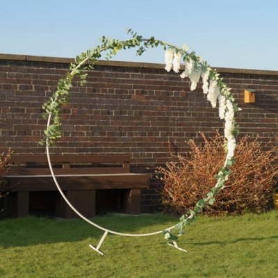 Scottish Everlastings 2m White Round Arch Frame