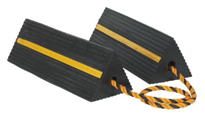 Sealey Heavy-Duty Rubber Wheel Chocks - Pair WC11