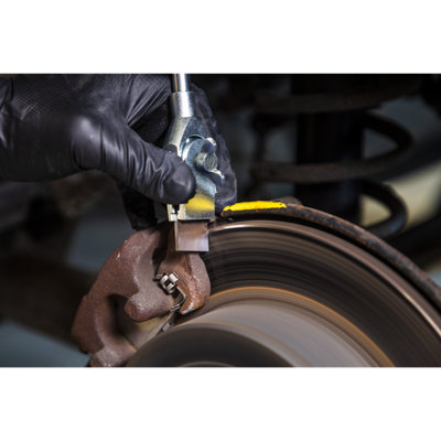 Sealey Remover Brake Disc Lip Corrosion Set Crank Handle & Scraper x2 ...