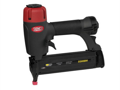 Senco 922008N S200BN Pneumatic Semi Pro 18G Brad Nailer SEN922008N | DIY at B&Q
