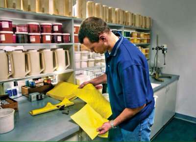 SERPRO - 30 Litre Chemical Spill Kit, absorbs Aggressive Acids and ...