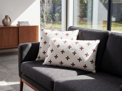 Set of 2 Decorative Cushions VELLEIA Cotton 50 x 35 cm White Geometric ...