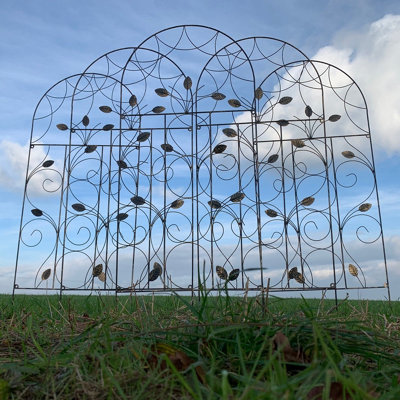 Set of 2 Leaf Design Metal Trellis (120cm x 50cm)