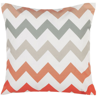 Set of 2 Outdoor Cushions LAGARO Chevron Pattern 45 x 45 cm Multicolour